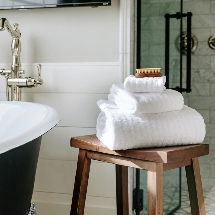Luxurious Robes | Fairmont Store CAN – Fairmont Store Canada